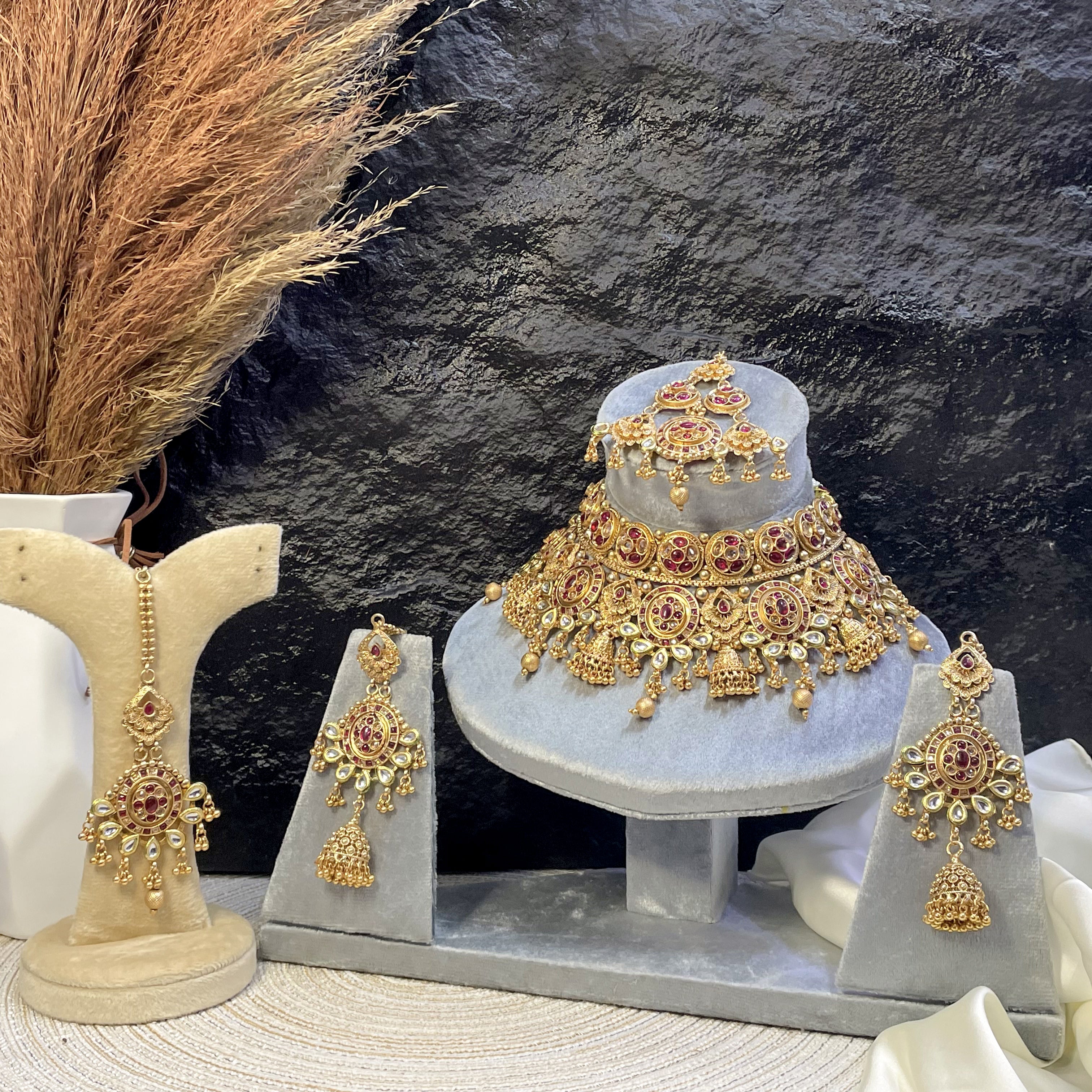 YAQOOT-E-SHAHI - RAJWARI BRIDAL SET – Aurovajewells